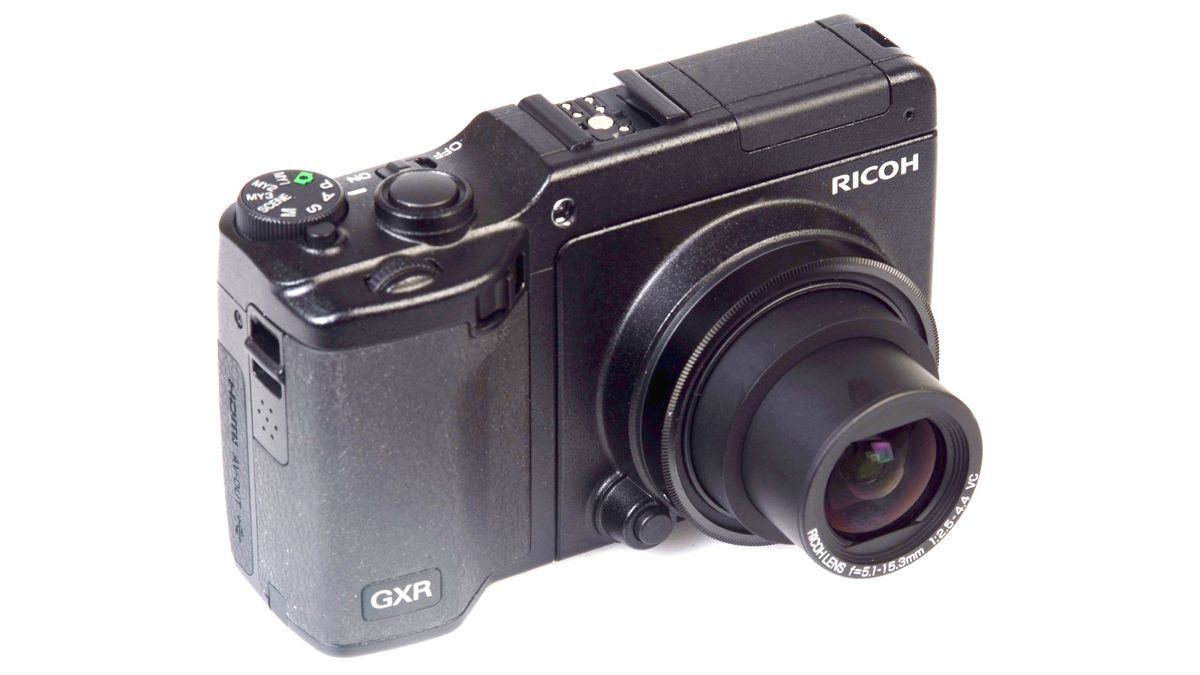 Ricoh GXR – the whacky mirrorless camera with its interchangeble sensor ...