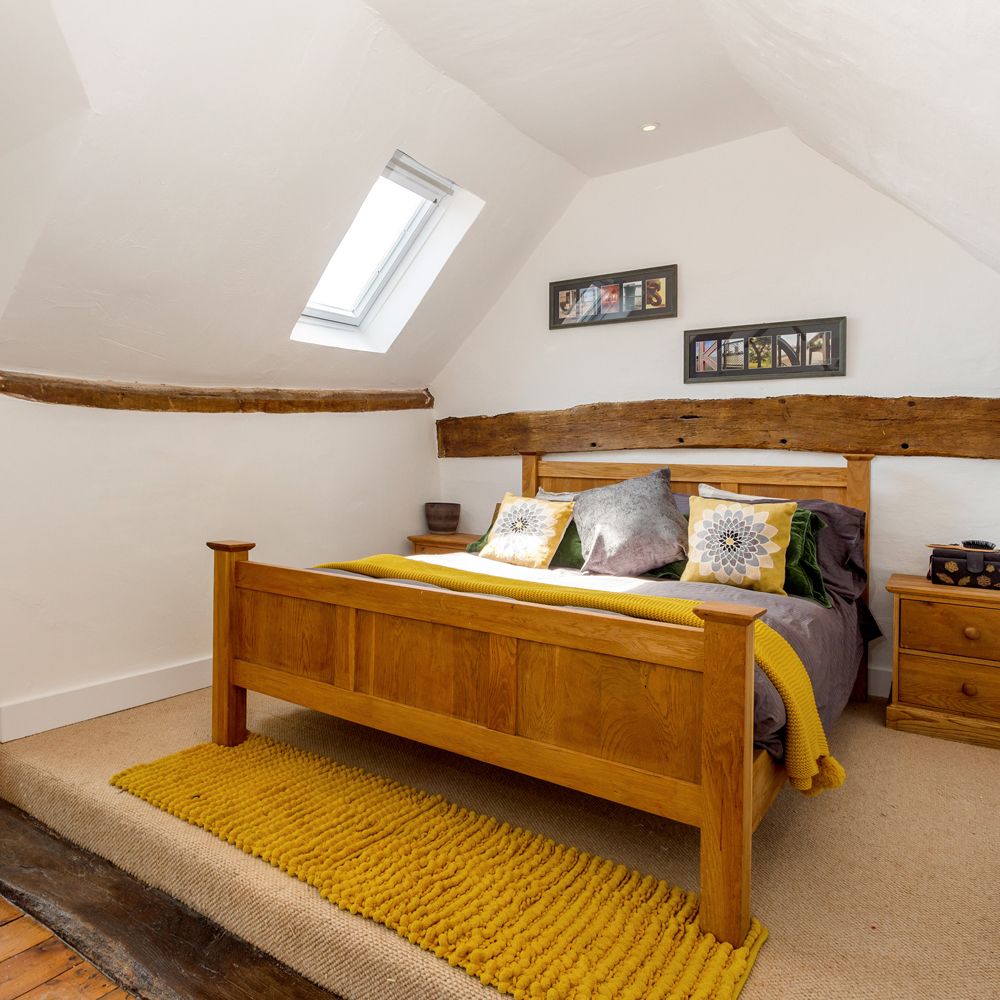Step inside Shaw Bridge House – an idyllic country home in Berkshire ...