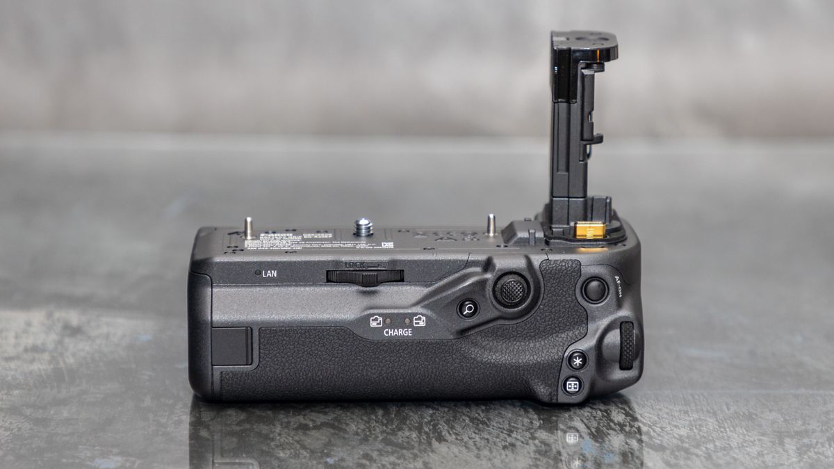 Canon's new grips for the EOS R5 Mark II are ridiculously expensive ...