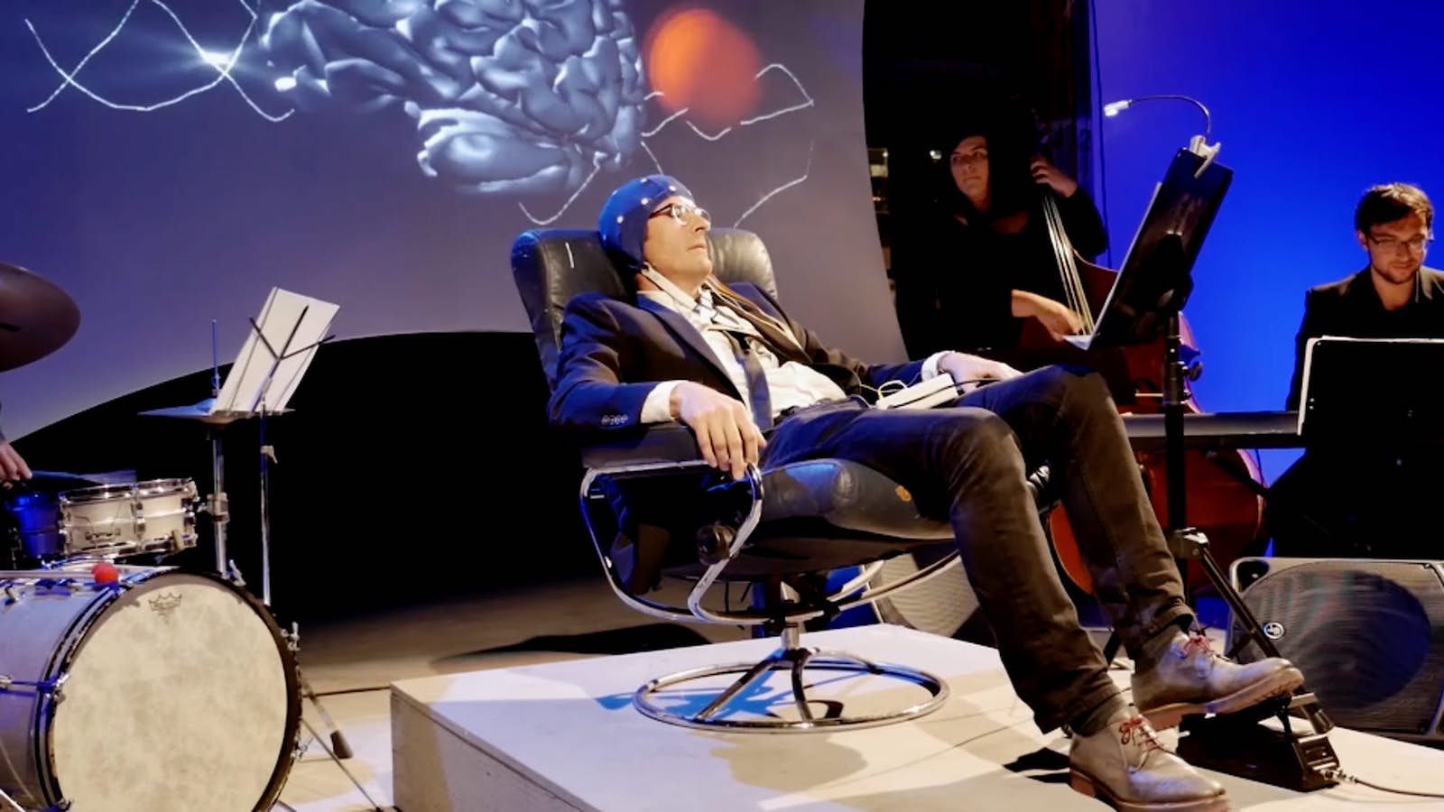 This astounding machine lets you create music using just your mind ...