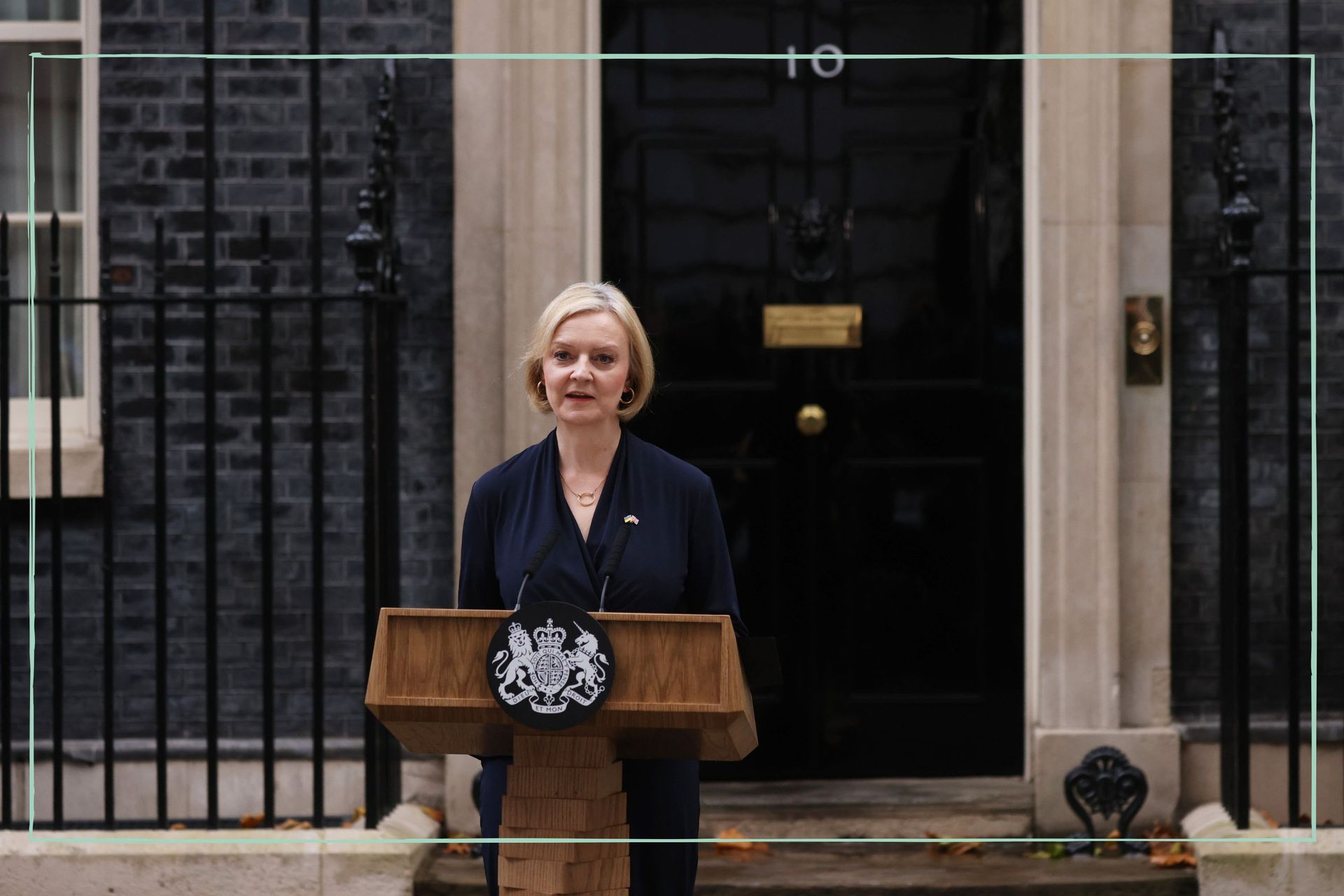 How much do ex-Prime Ministers get paid and do they get paid for life ...