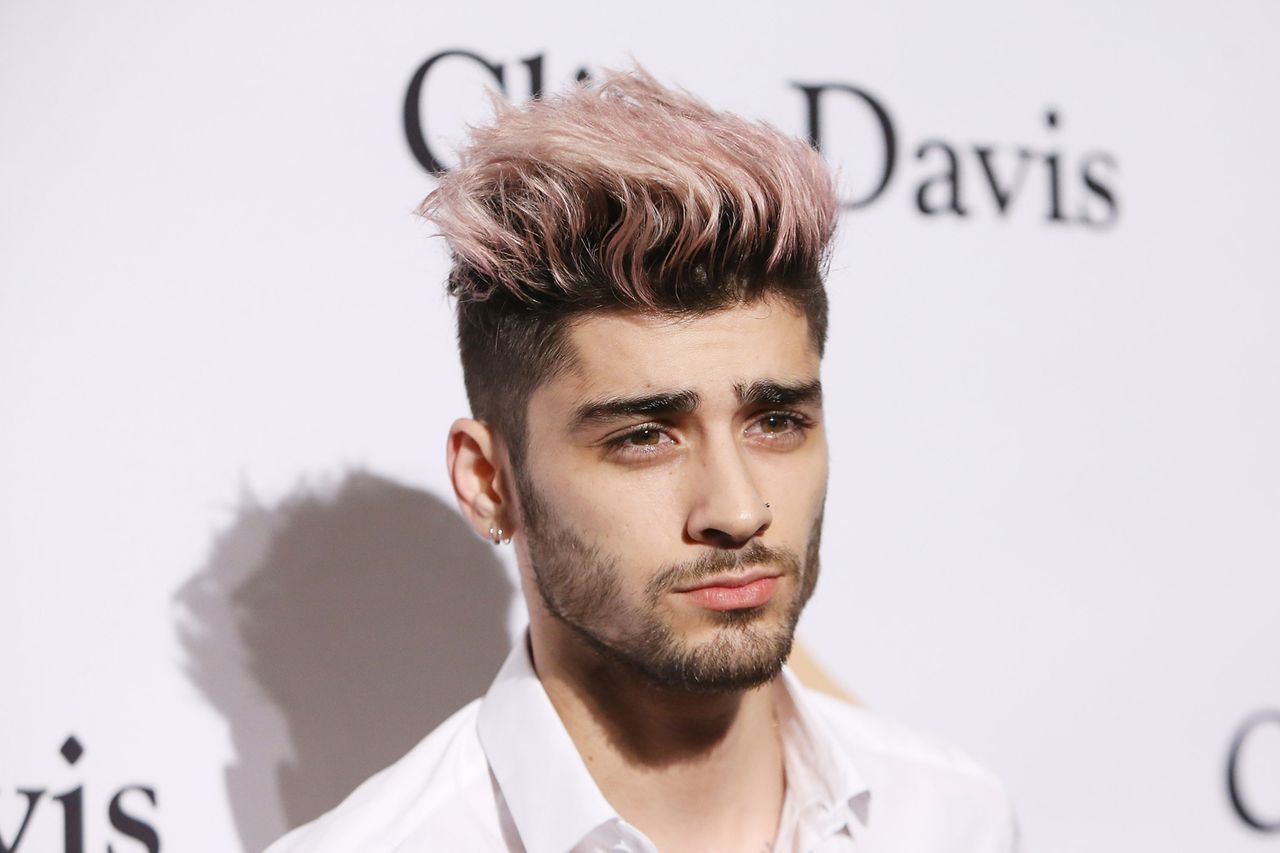 Iconic celebrities with pink hair to inspire your next hair makeover ...