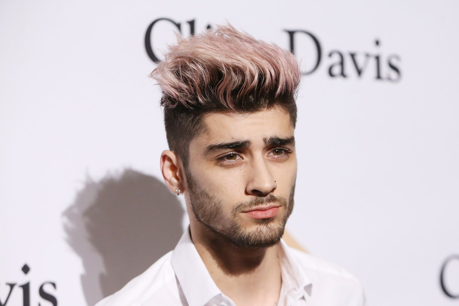 Iconic celebrities with pink hair to inspire your next hair makeover ...