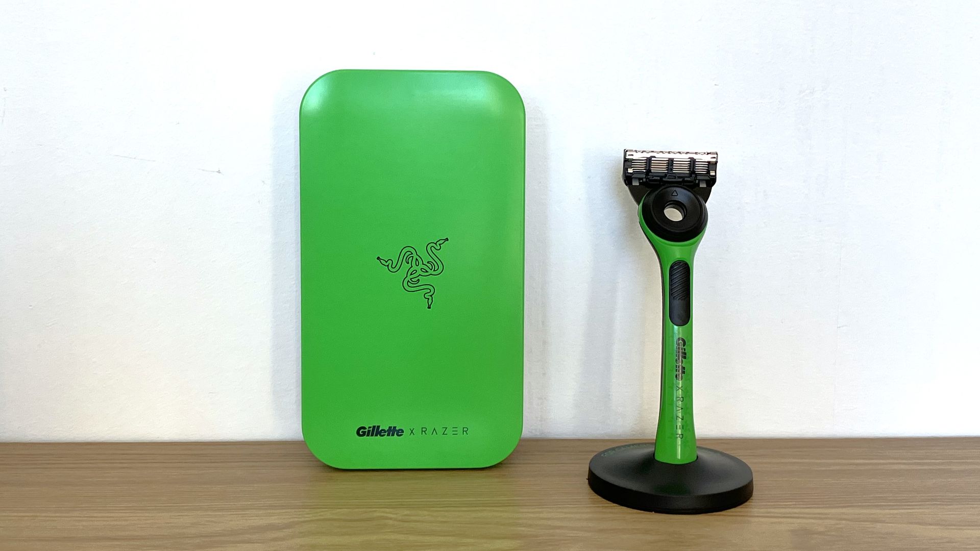 I bought the Razer Gillette Labs razor, and I'm actually impressed ...