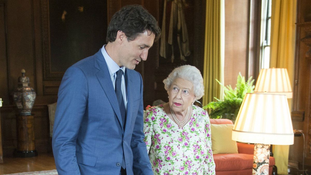 Justin Trudeau just shared a joke with the Queen on his visit to ...