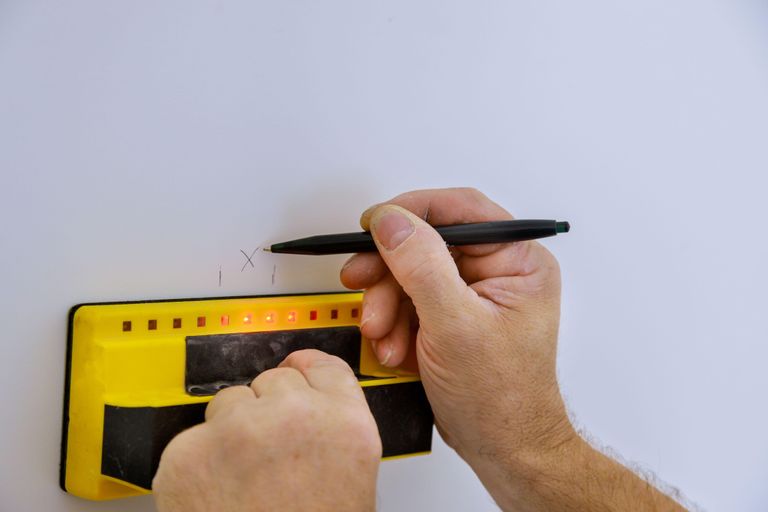 How to create a DIY stud finder using a magnet | Livingetc