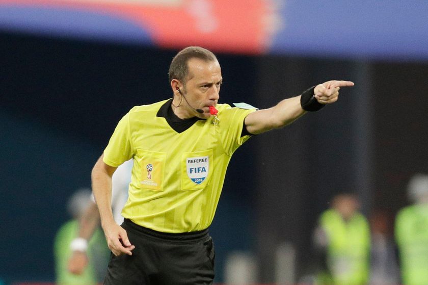 The most iconic football referees | FourFourTwo