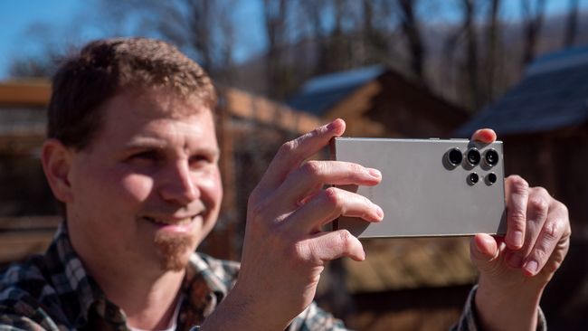 With the Galaxy S24 Ultra, Samsung finally made a camera better than a ...