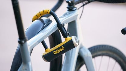 Best bike locks: heavy-duty and portable locks reviewed | Cycling Weekly
