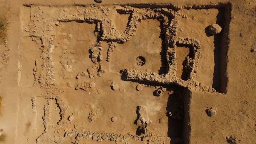 Mysterious white, powdery substance found inside 3,000-year-old ruins ...