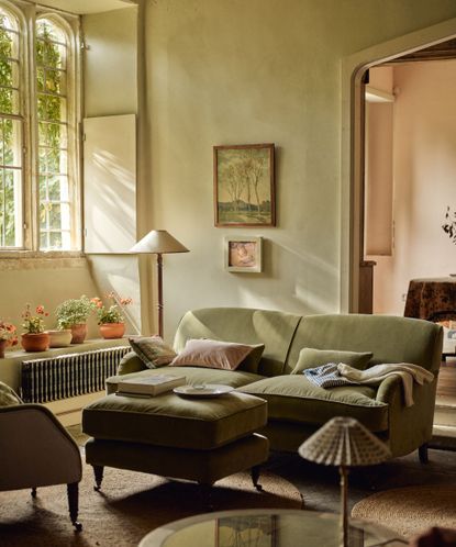 What colors work best with rustic decor? | Homes and Gardens