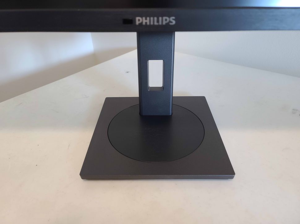 Philips Brilliance 279P1 USB-C Monitor Review: A Laptop's 4K Best ...