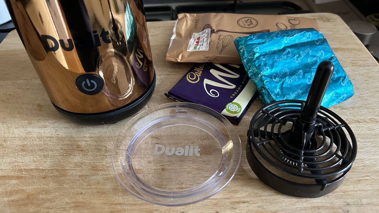 Dualit Cocoatiser Hot Chocolate Maker review: great results from choc ...