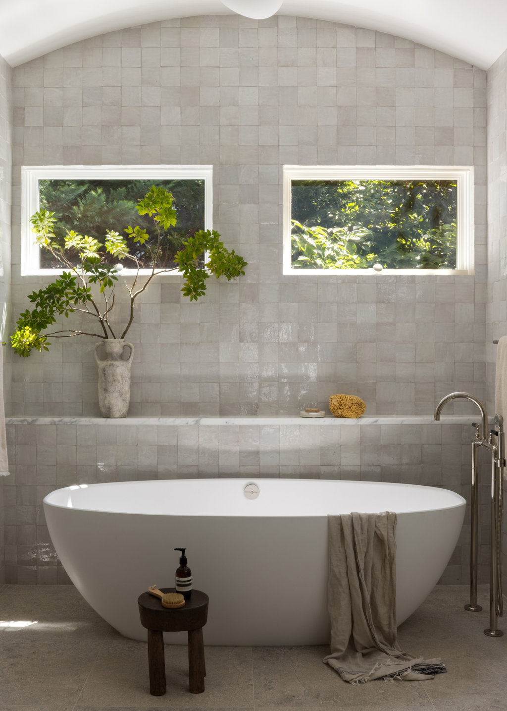 7 Tile Mistakes Are Making Your Bathroom Look Cheap | Livingetc