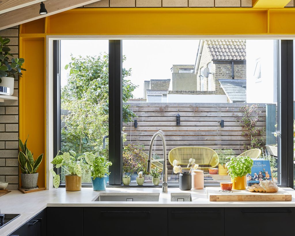12 yellow kitchen ideas to brighten up your cooking space | Real Homes