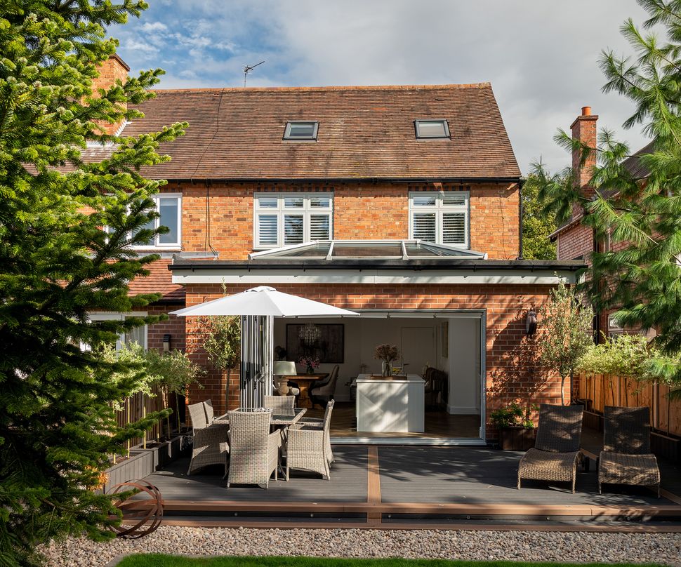 How to build an extension on a budget: Top tips for success | Homebuilding