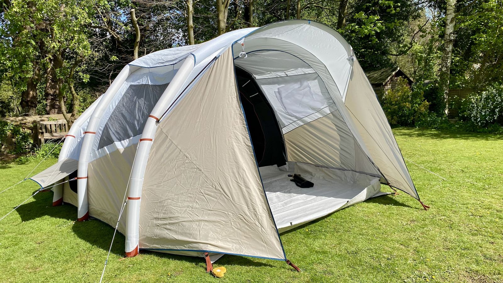 Decathlon Quechua Air Seconds 5.2 Fresh & Black review | T3