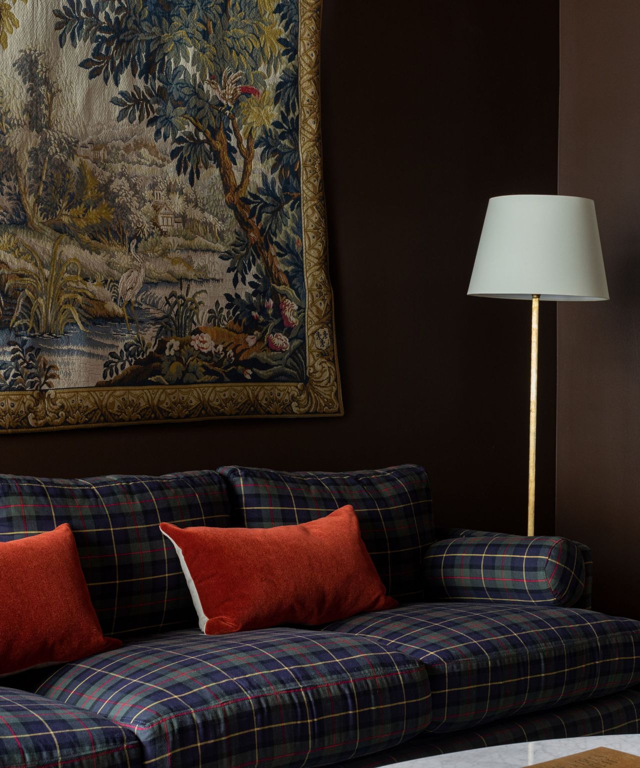 8 stylish ways to decorate with antiques | Homes and Gardens