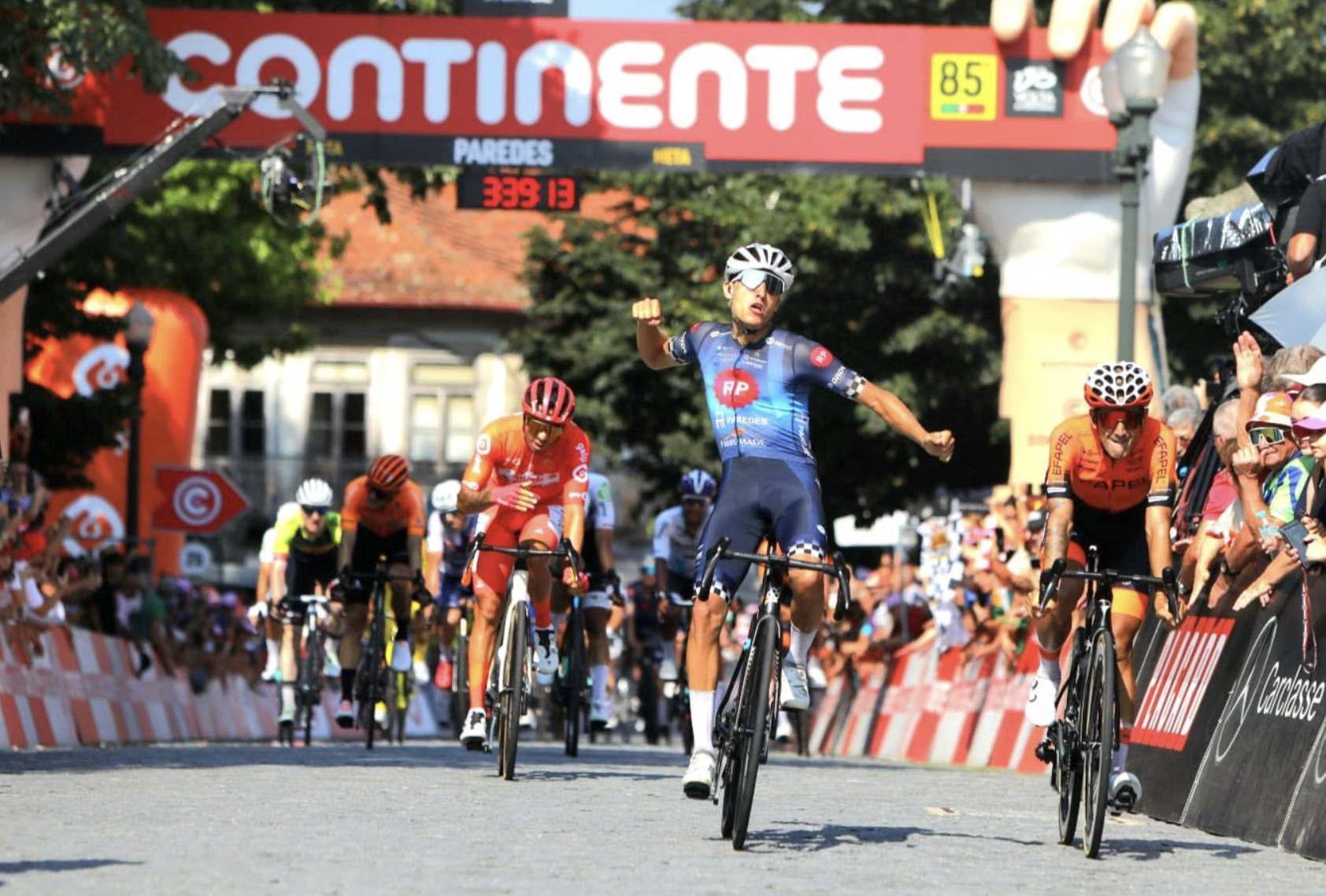 Volta a Portugal: Francisco Peñuela wins stage 7 sprint in Paredes ...