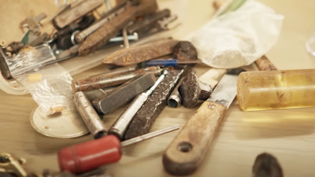 Tom Murphy reveals his guitar relic'ing toolkit: including a bunch of ...