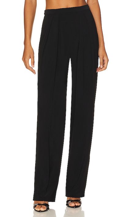This Pant Style With Flip-Flops Creates a Chic Summer Combo | Who What Wear