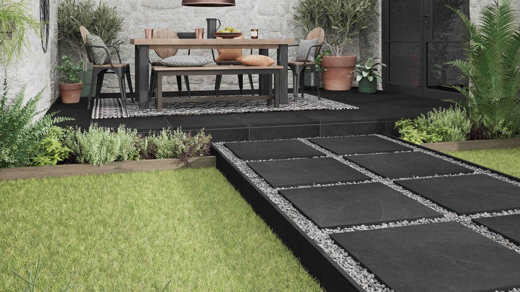 Raised patio ideas to take your garden to another level | Homebuilding