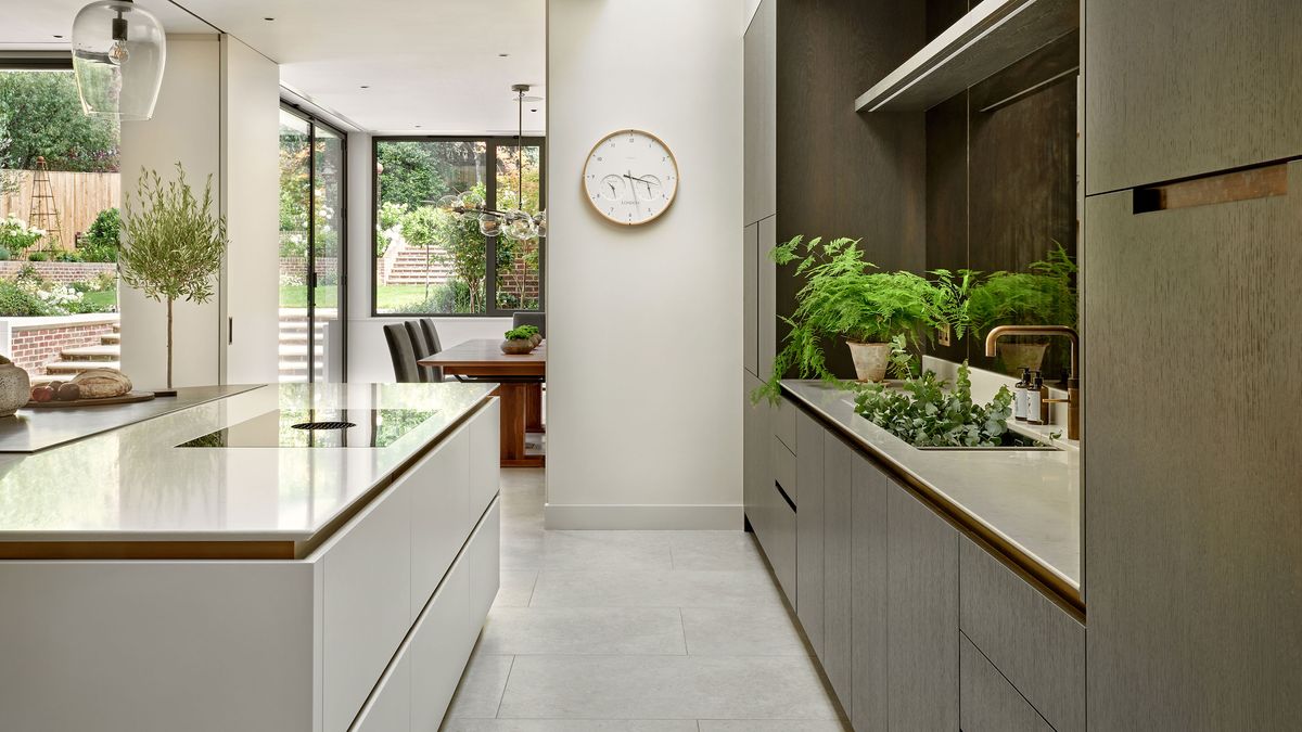 14 long kitchen ideas to make the most of awkward spaces | Homebuilding