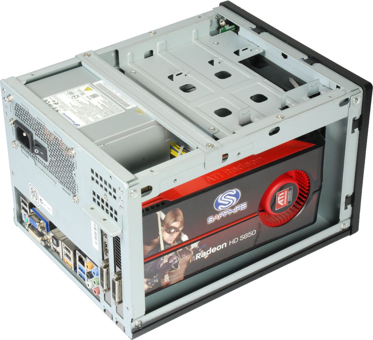 SilverStone SG05 - Hands-On With Five Mini-ITX Cases | Tom's Hardware