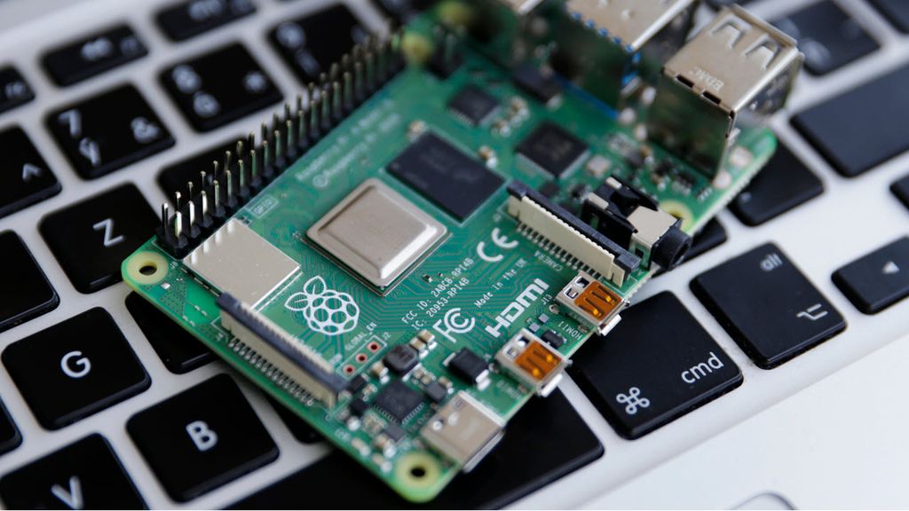 Which Raspberry Pi Should I Buy? | Tom's Hardware