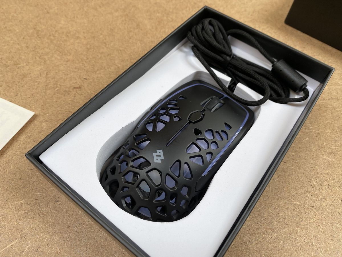 Zephyr Gaming Mouse review: Is this the sweatproof mouse we've been ...