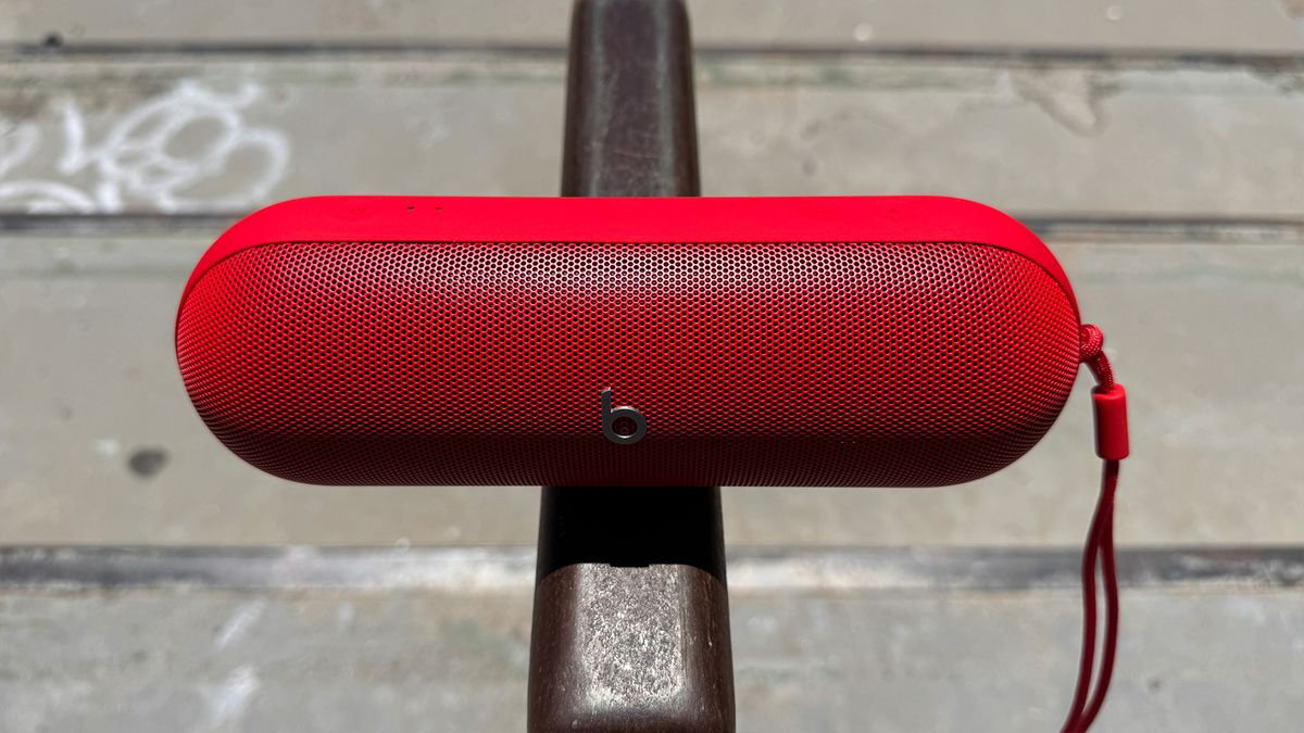 Beats Pill review: The musical multivitamin that cures audio ailments ...