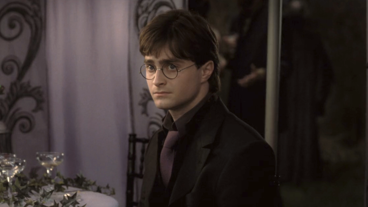 How Much Did Daniel Radcliffe Make For The Harry Potter Movies ...
