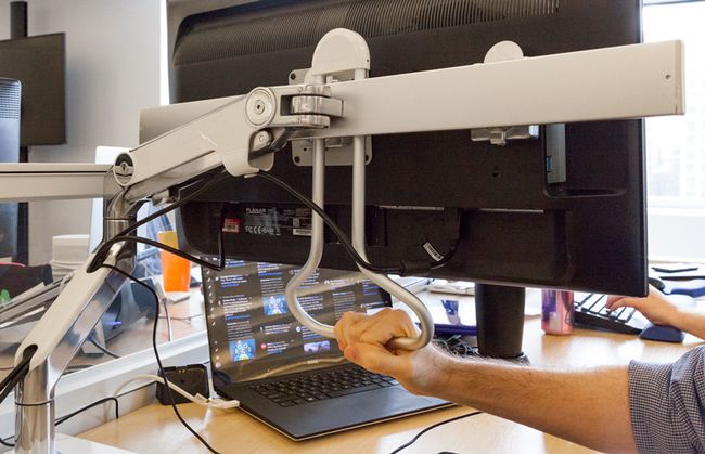 Humanscale M/Connect 2 Review | Laptop Mag