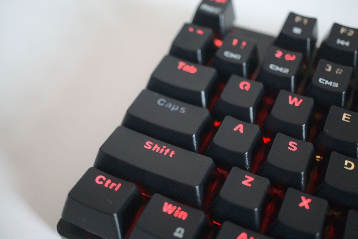 Pictek PC244A review: A good TKL mechanical keyboard doesn't need to ...