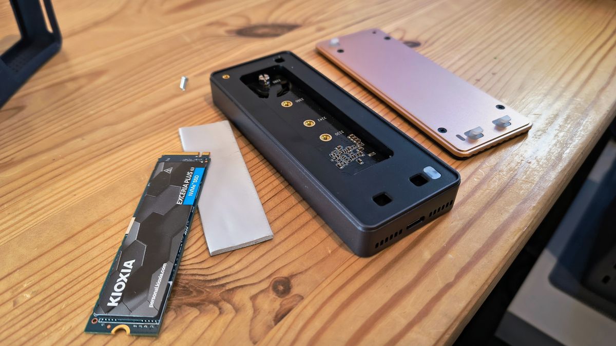 Ugreen 40Gbps M.2 Enclosure review | TechRadar