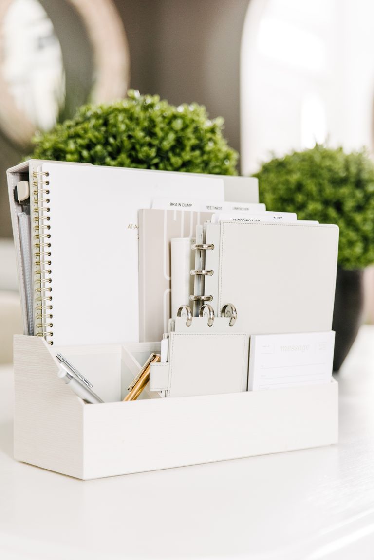 How to Organize Paper Files So Much More Effectively | Livingetc