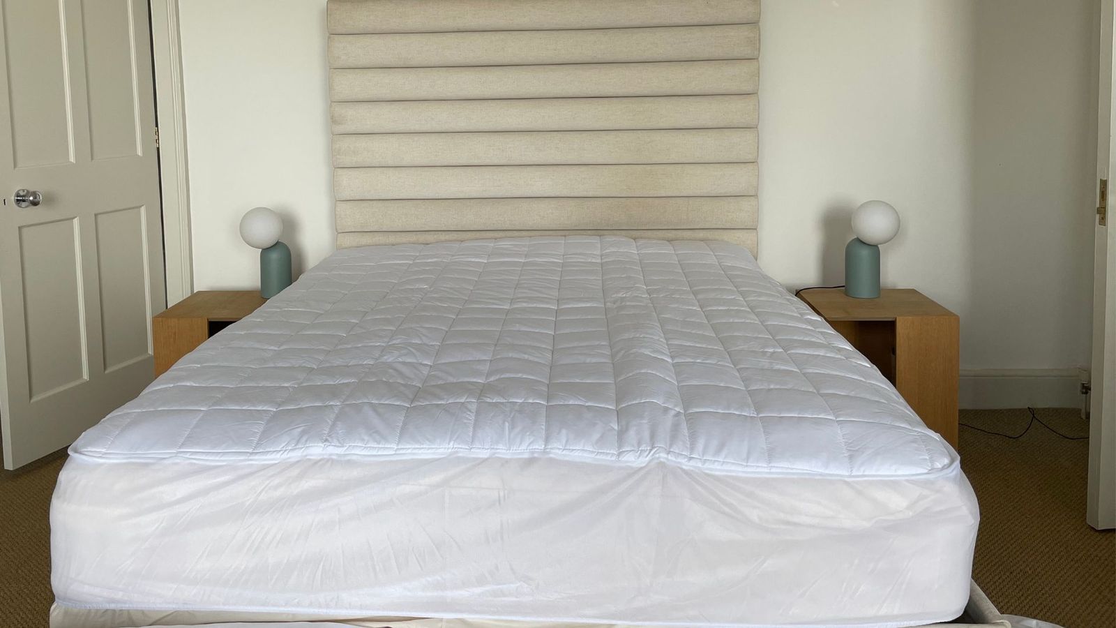 Dreamland Snowed In Organic Cotton Warming Mattress Protector review ...