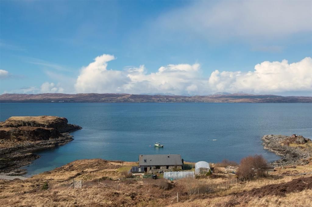 A completely self-sustaining house in one of the most remote, idyllic ...