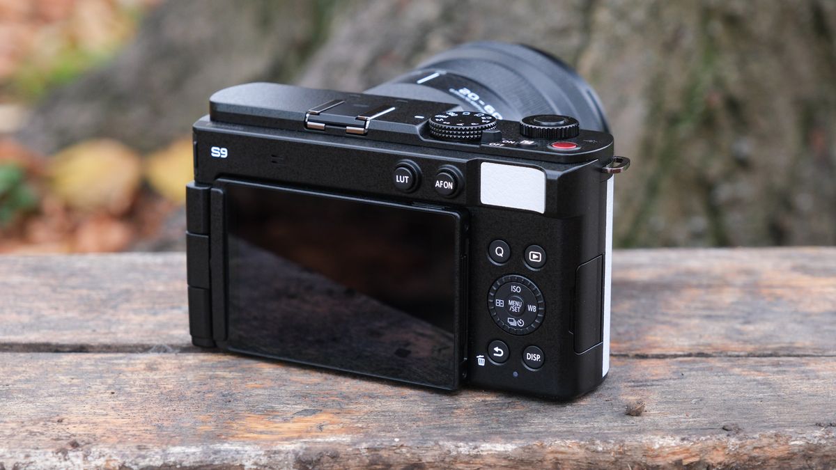 This compact mirrorless camera is colorful, portable, and ideal for ...
