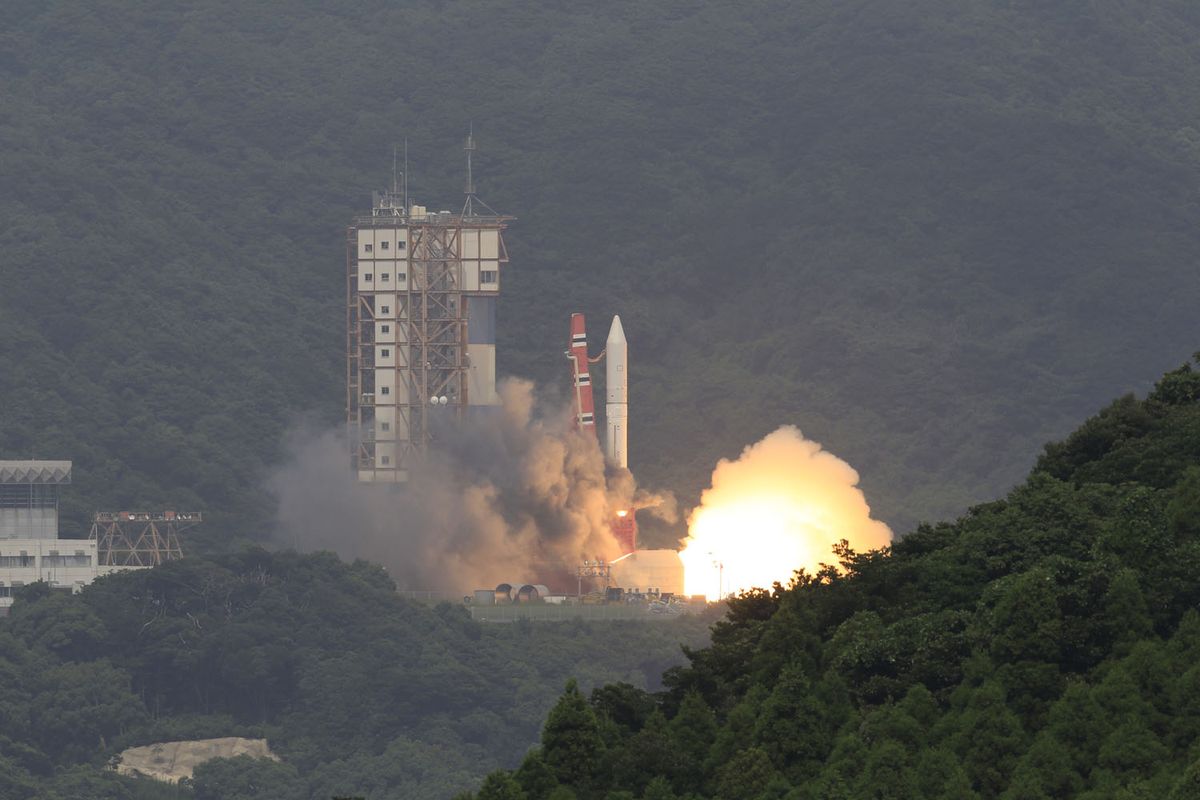 Photos: Japan's Epsilon Rocket, a Smart Booster for Space Launches | Space