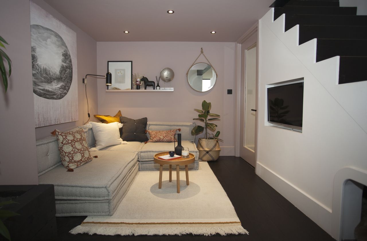 10 cozy small basement ideas to make the most of your subterranean ...