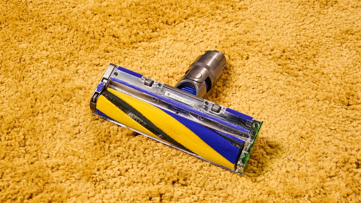 How to clean a Dyson cordless vacuum | TechRadar