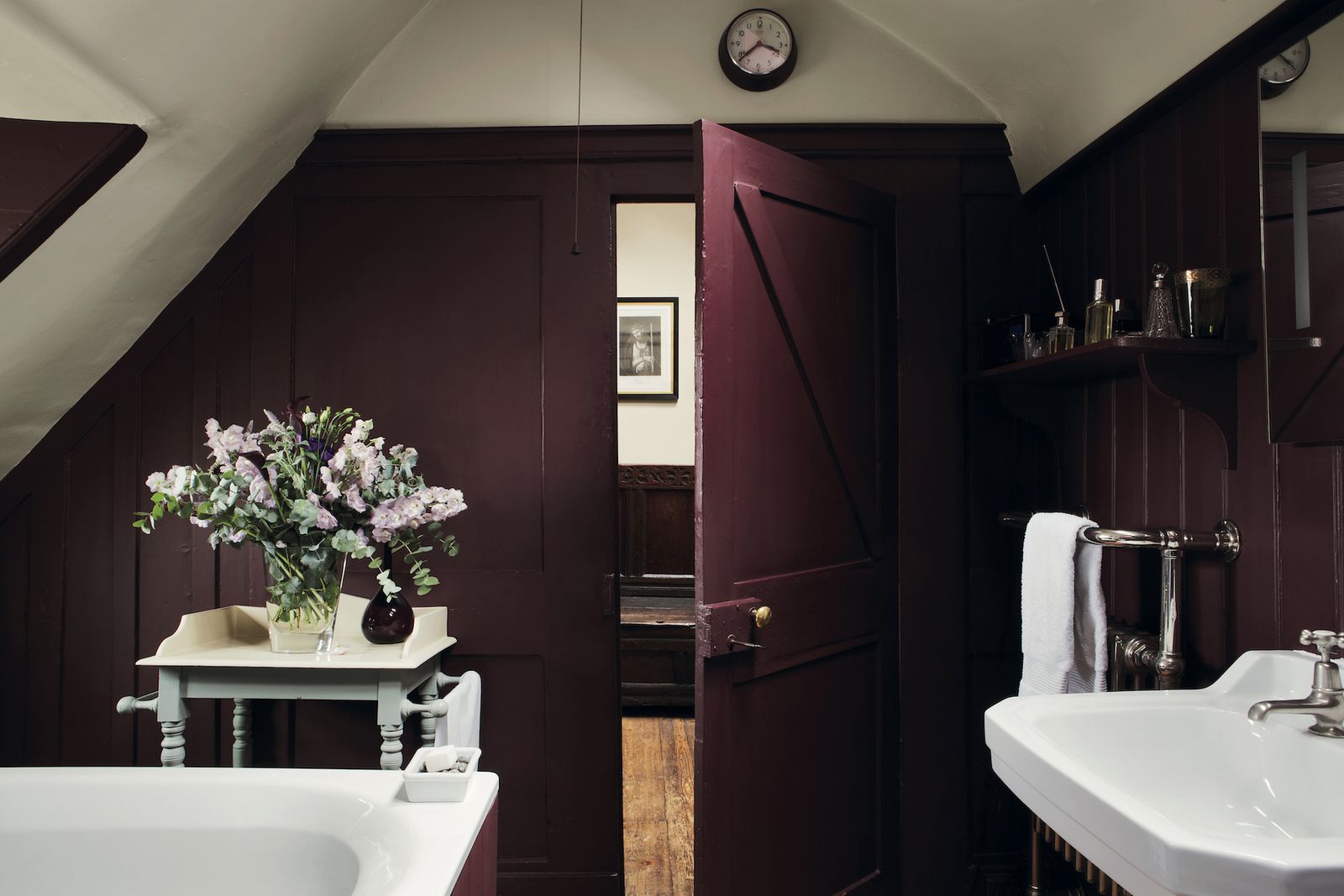 Dark bathroom ideas: 10 ways to create a dramatic wash space | Homes ...