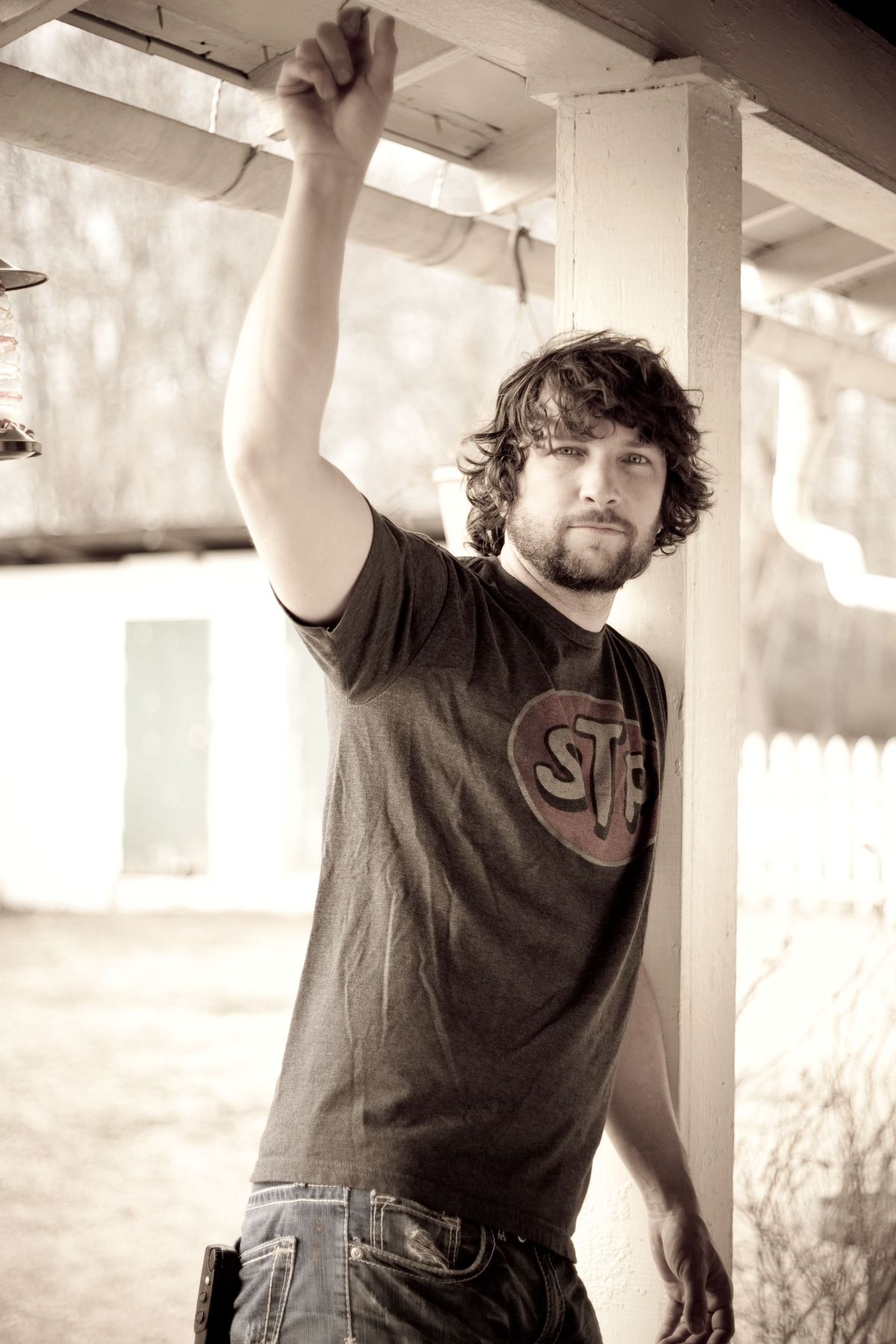 Brandon Kinney Talks Songwriting and Getting His Start in Nashville ...