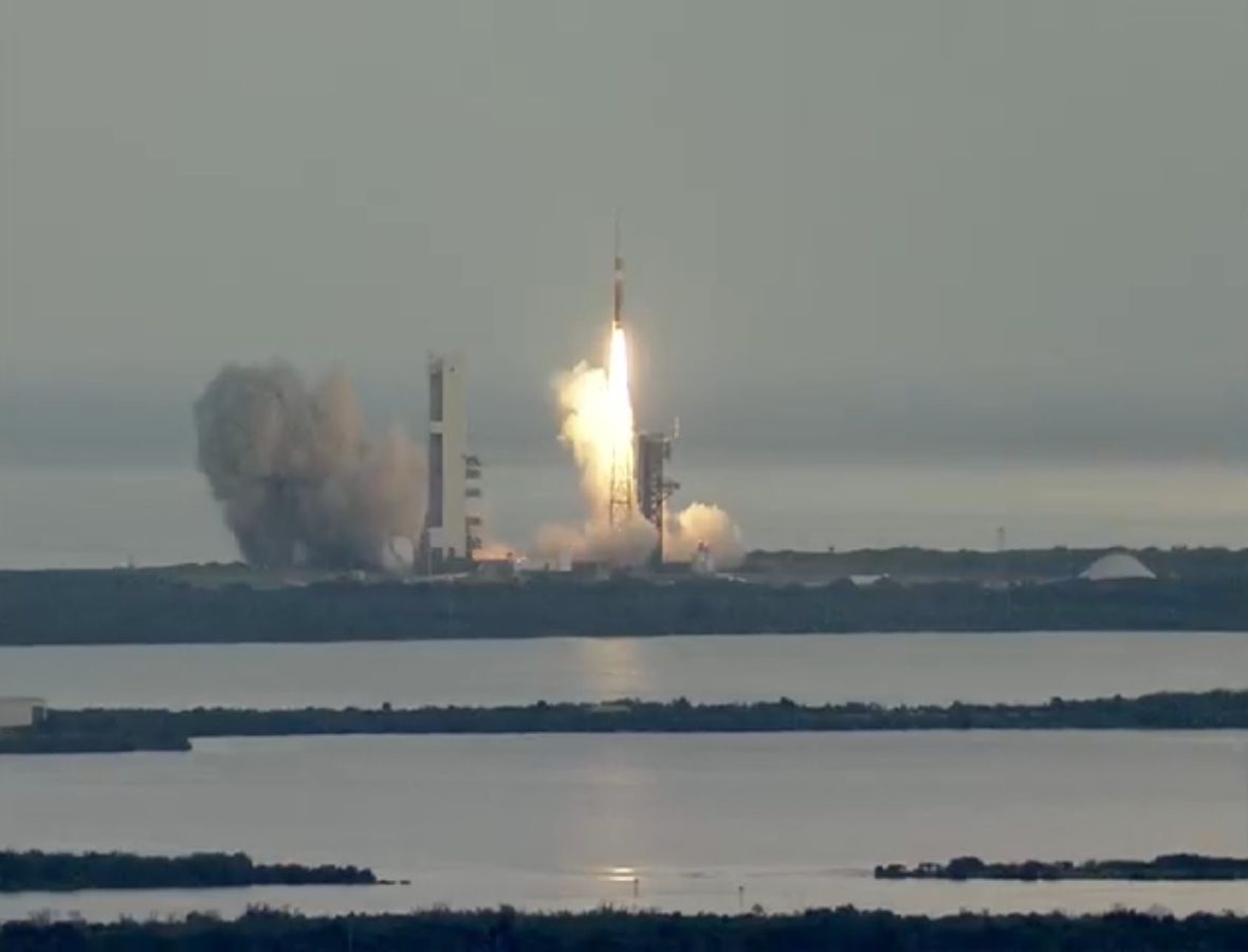 US Air Force Launches 3 'Space Neighborhood Watch' Satellites | Space