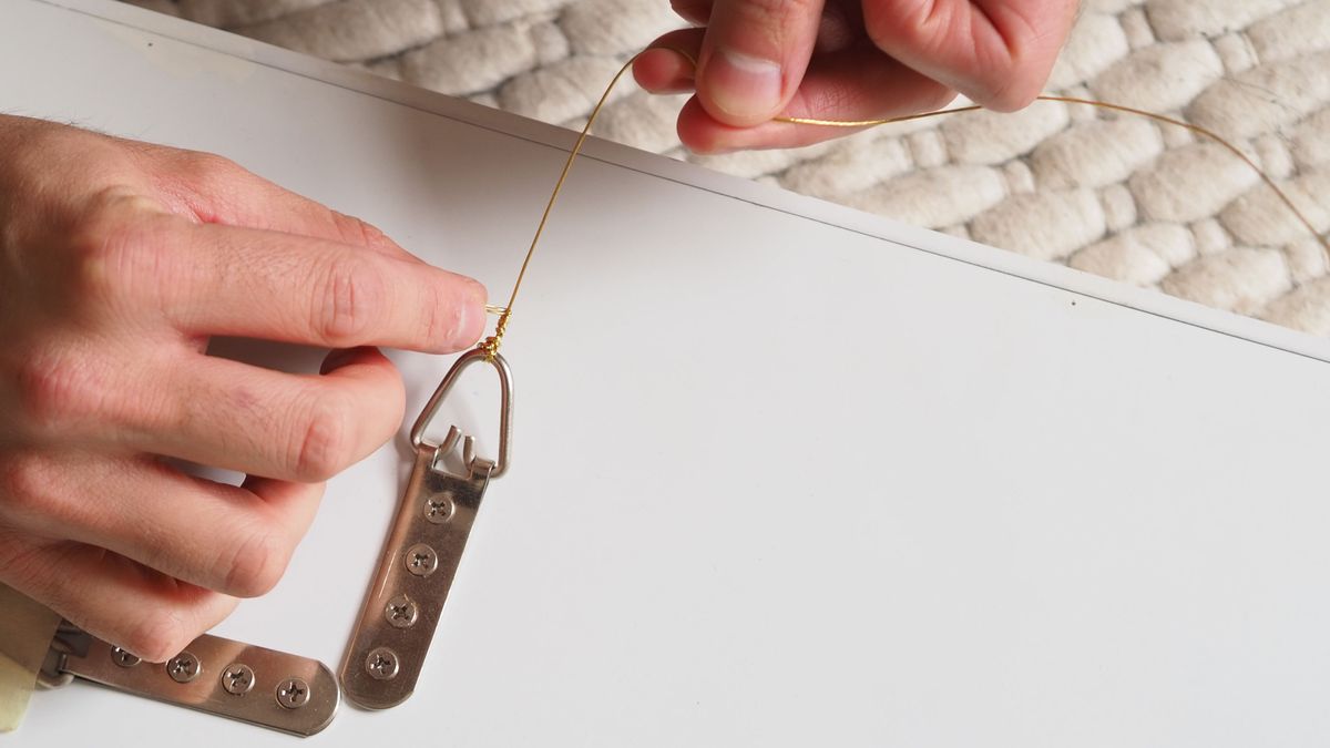 How to Hang a Picture Frame: A Step-by-Step Guide | Homebuilding