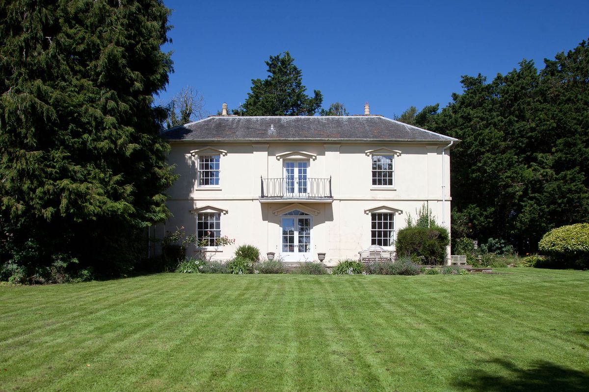 This grand Georgian home with charming stable block is every equestrian ...