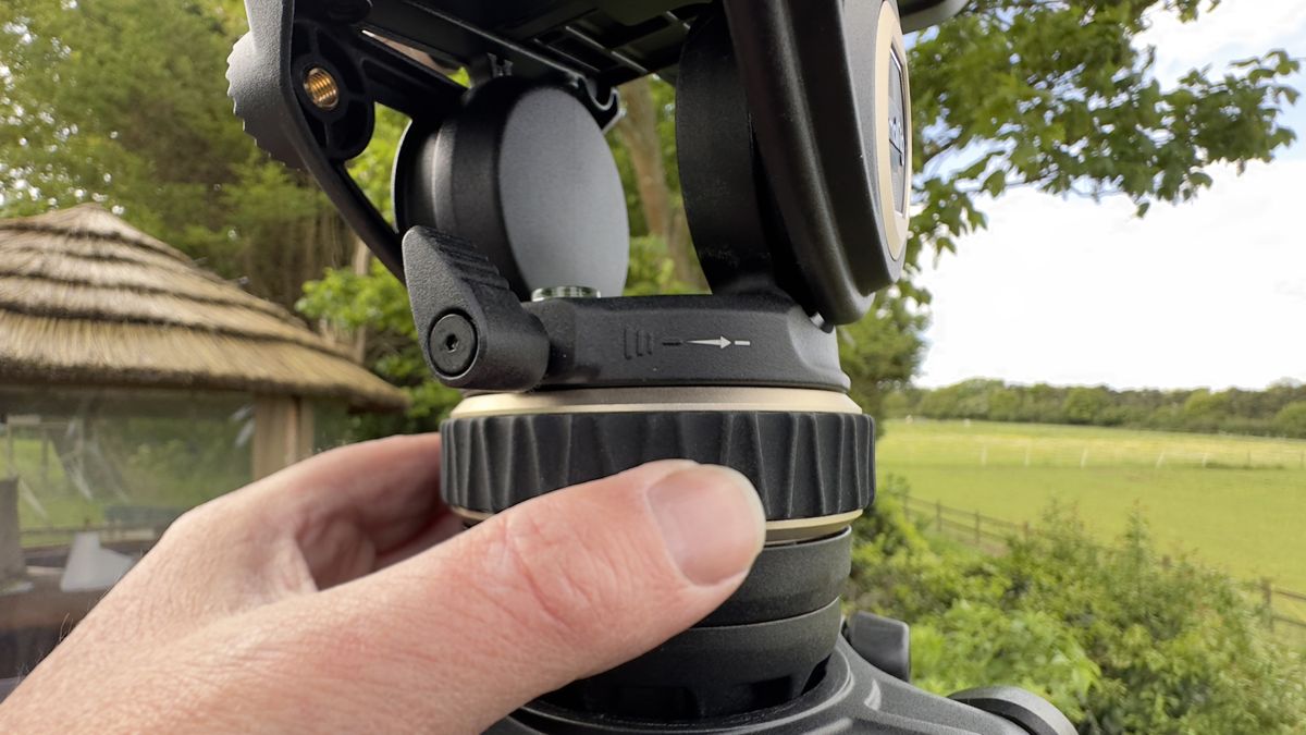 SmallRig FreeBlazer Heavy-Duty Carbon Fiber Tripod Kit AD-100 3989 ...