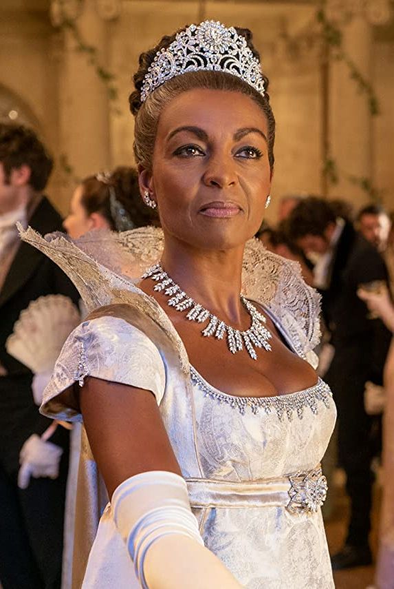 The 49 Best 'Bridgerton' Fashion Moments | Marie Claire