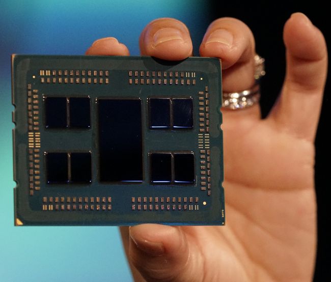 AMD Announces 64-Core 7nm Rome CPUs, 7nm MI60 GPUs, and Zen 4 | Tom's ...